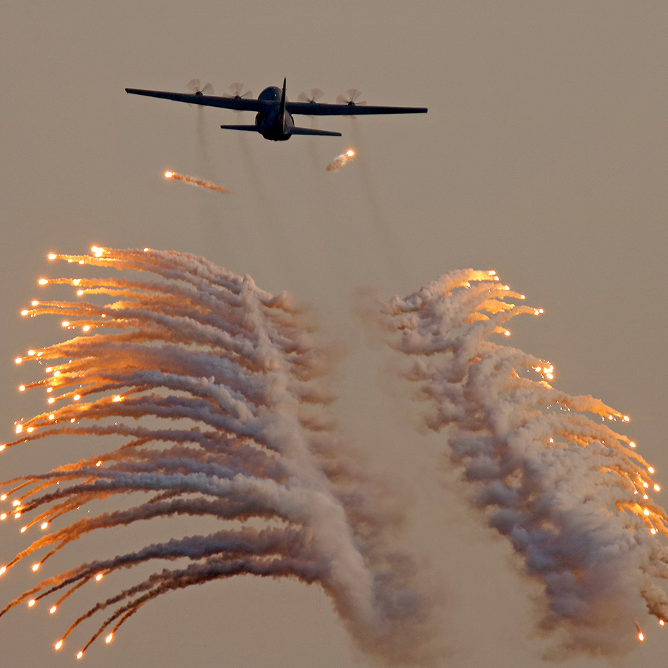 Aerospace Manufacturing and Military Lasers | Coherent